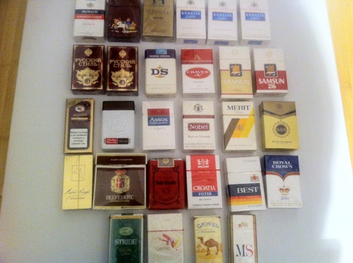 COLECTIE 28 PACHETE TIGARI ANII 70-80 - Okazii (124294045)